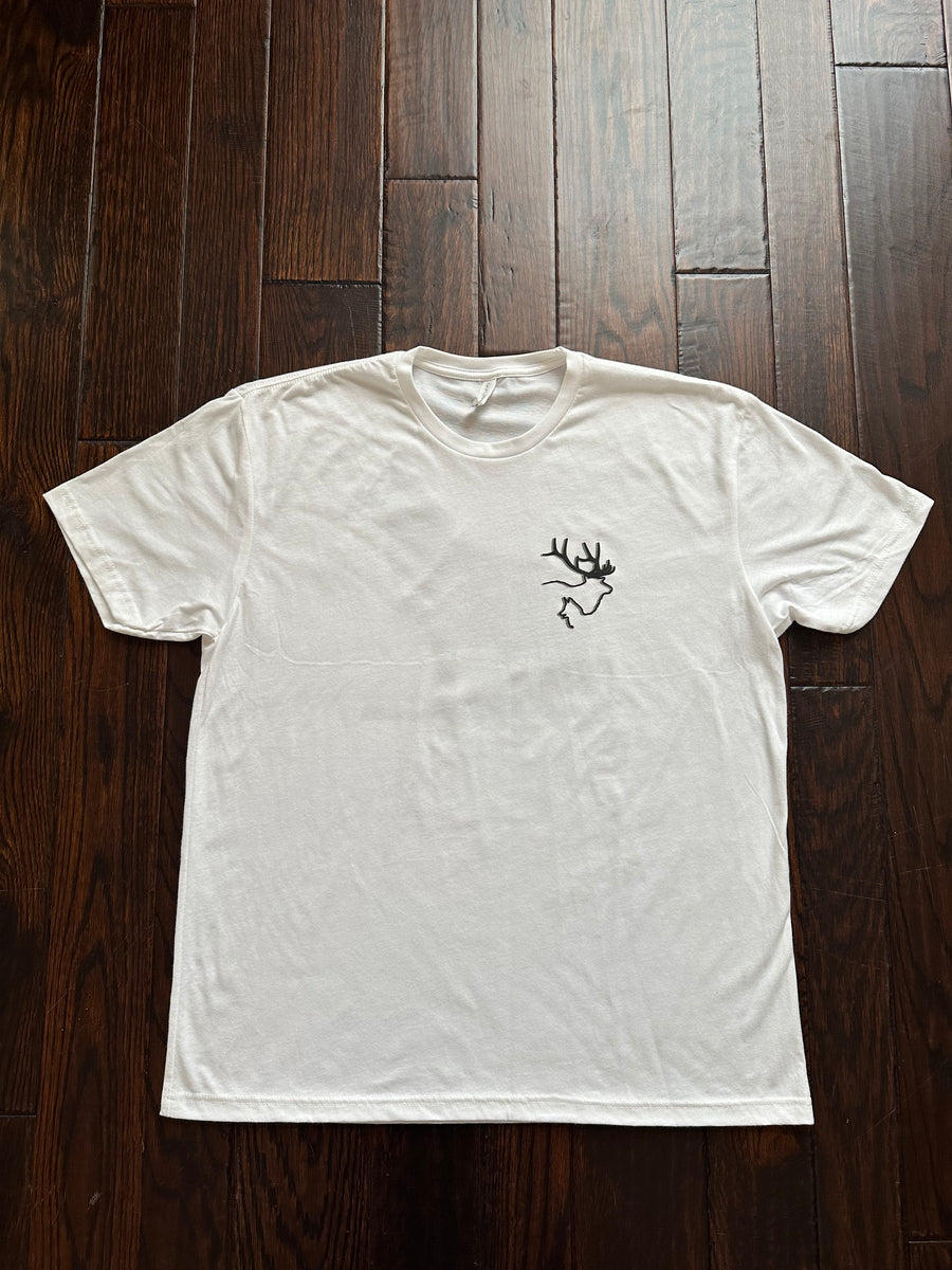 Midnight Coyote with crosshairs – Rack and Runnin Customs