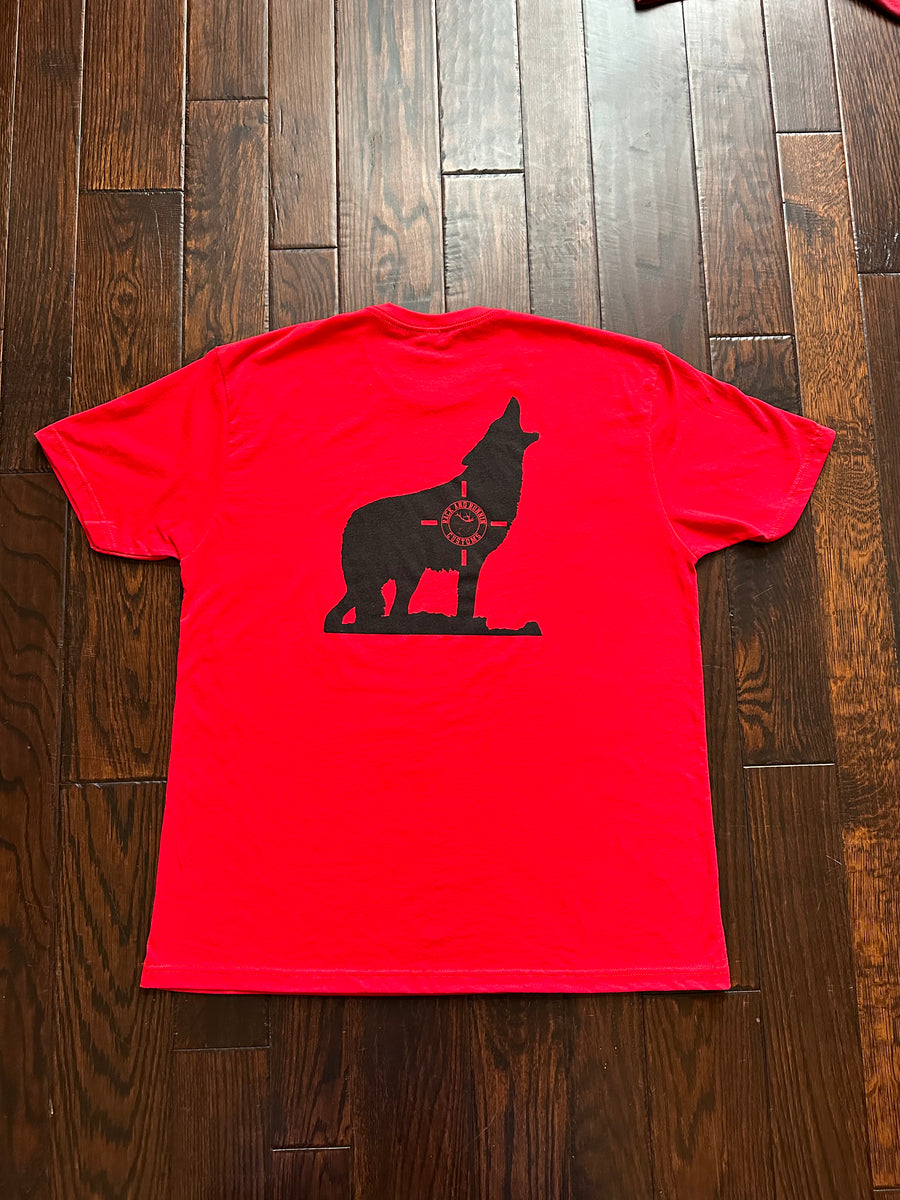 Midnight Coyote with crosshairs – Rack and Runnin Customs